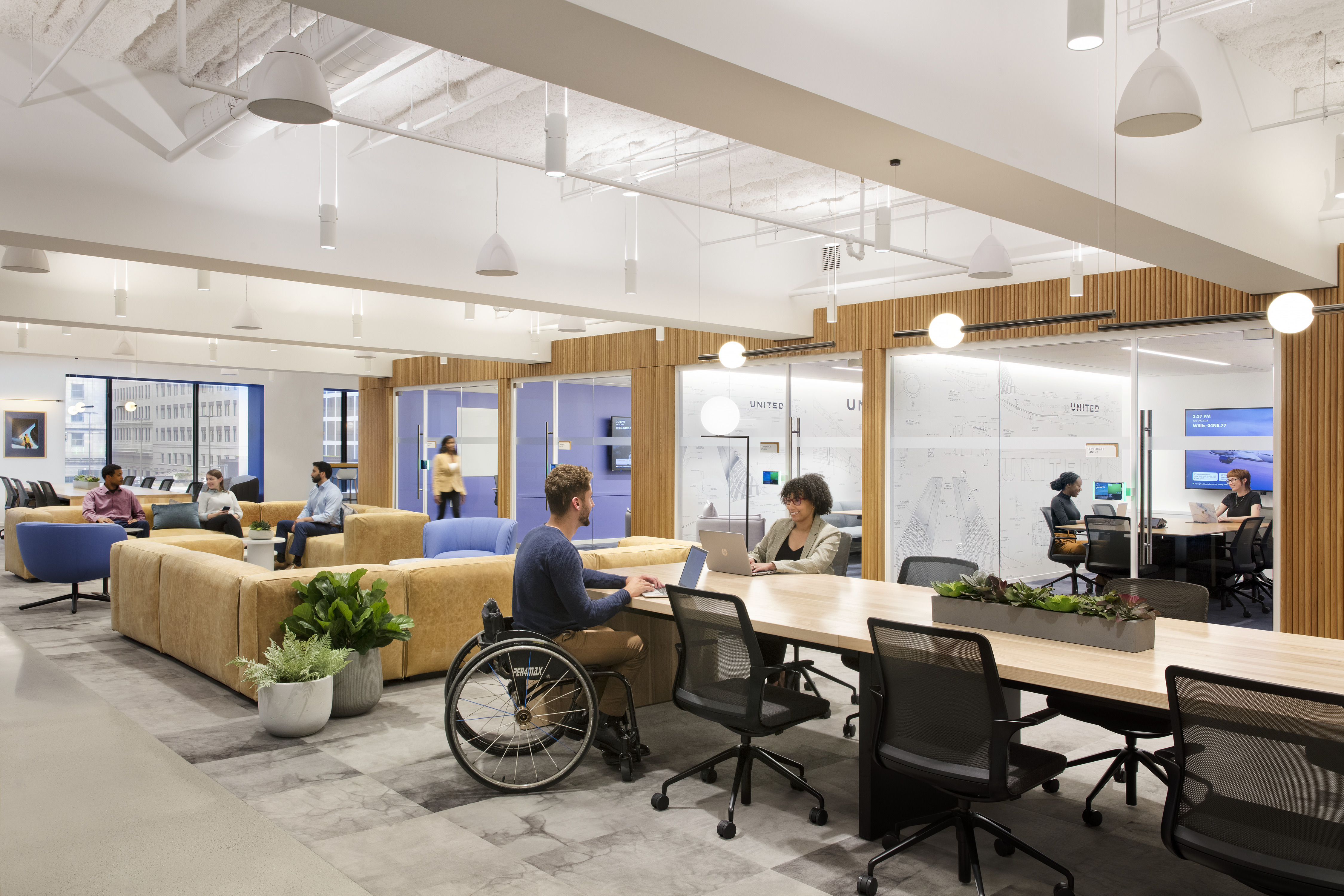 Icon Modern | Community Tables
